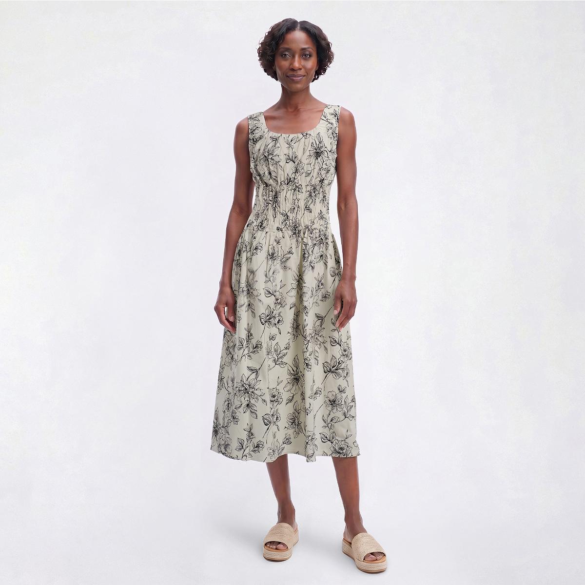 Click here for Womens Harper 241 Sleeveless Floral Smock Waist Mi... prices